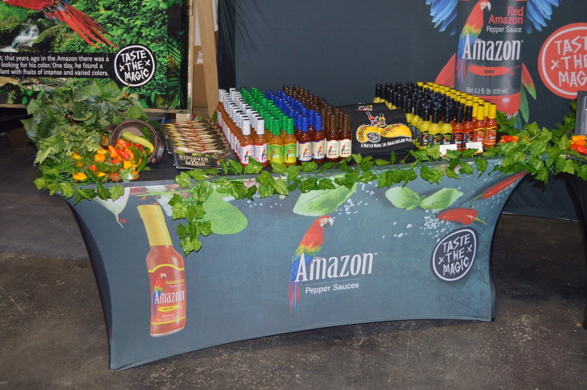 7 Easy Ways to Design Your Customized Tablecloth – MVP Visuals